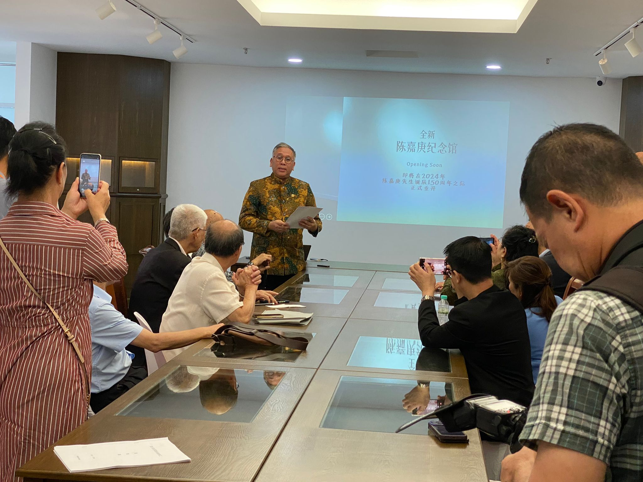 Daryl Tan: Shift the Focus towards Social-Economic Projects and Foster ...